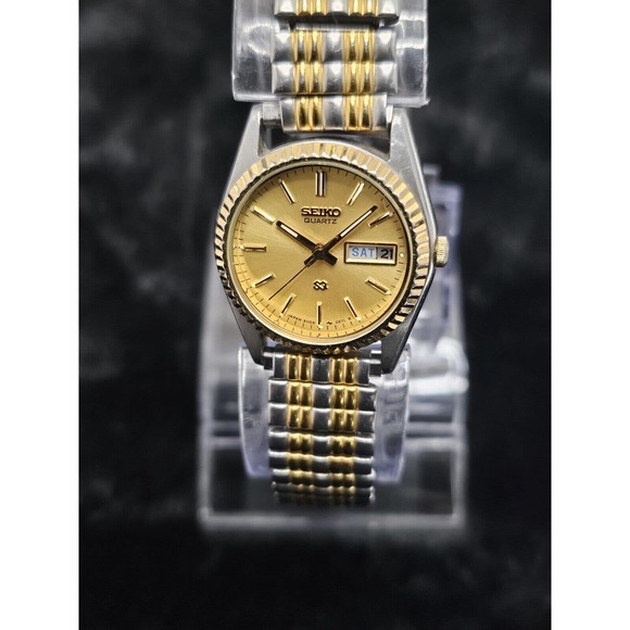 Seiko | Accessories | Vintage Ladies Seiko Sq 3y3069 Two Tone Quartz Day Date Watch Runs Perfect ...
